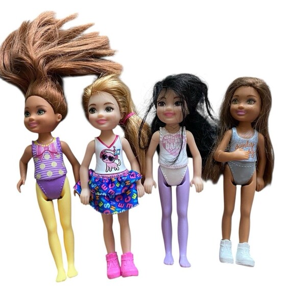 Barbie | Toys | Lot Of 4 Barbie Chelsea Dolls Preowned Hair Needs Tlc ...